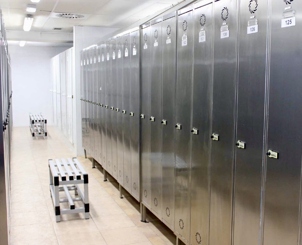 Vestiaire en inox pour le secteur médical : la solution idéale | Merial